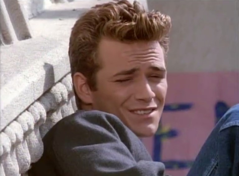 ‘Beverly Hills, 90210’ (Season 1): Welcome to the 90s, high school ...